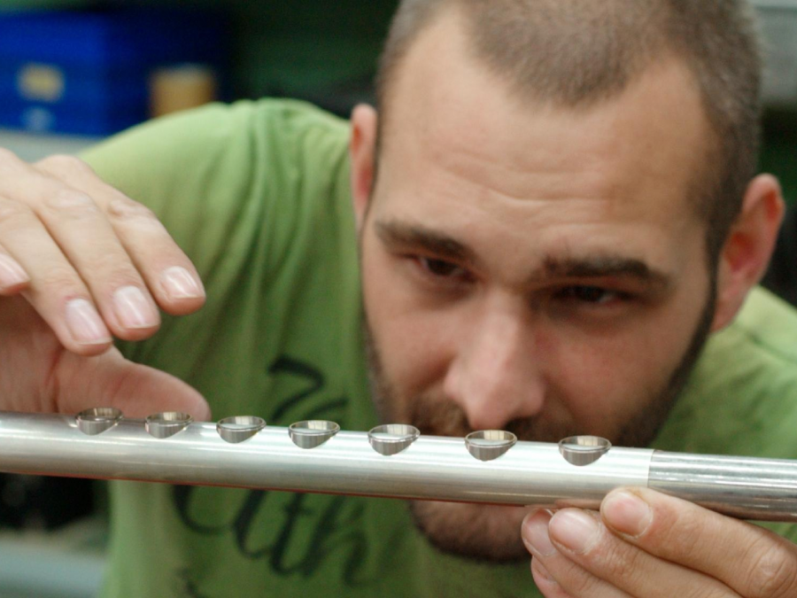 "Slow-TV" live: wind instrument maker - Crafts Switzerland